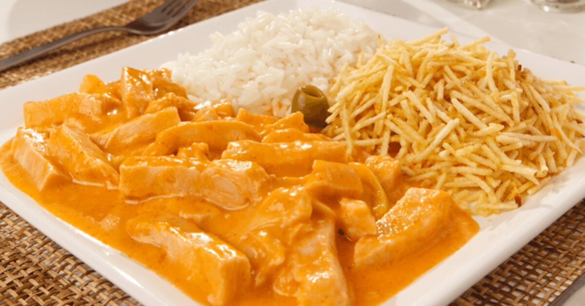 Strogonoff de Frango Cremoso – Receitas Fáceis e Práticas Strogonoff de Frango Cremoso – Receitas Fáceis e Práticas