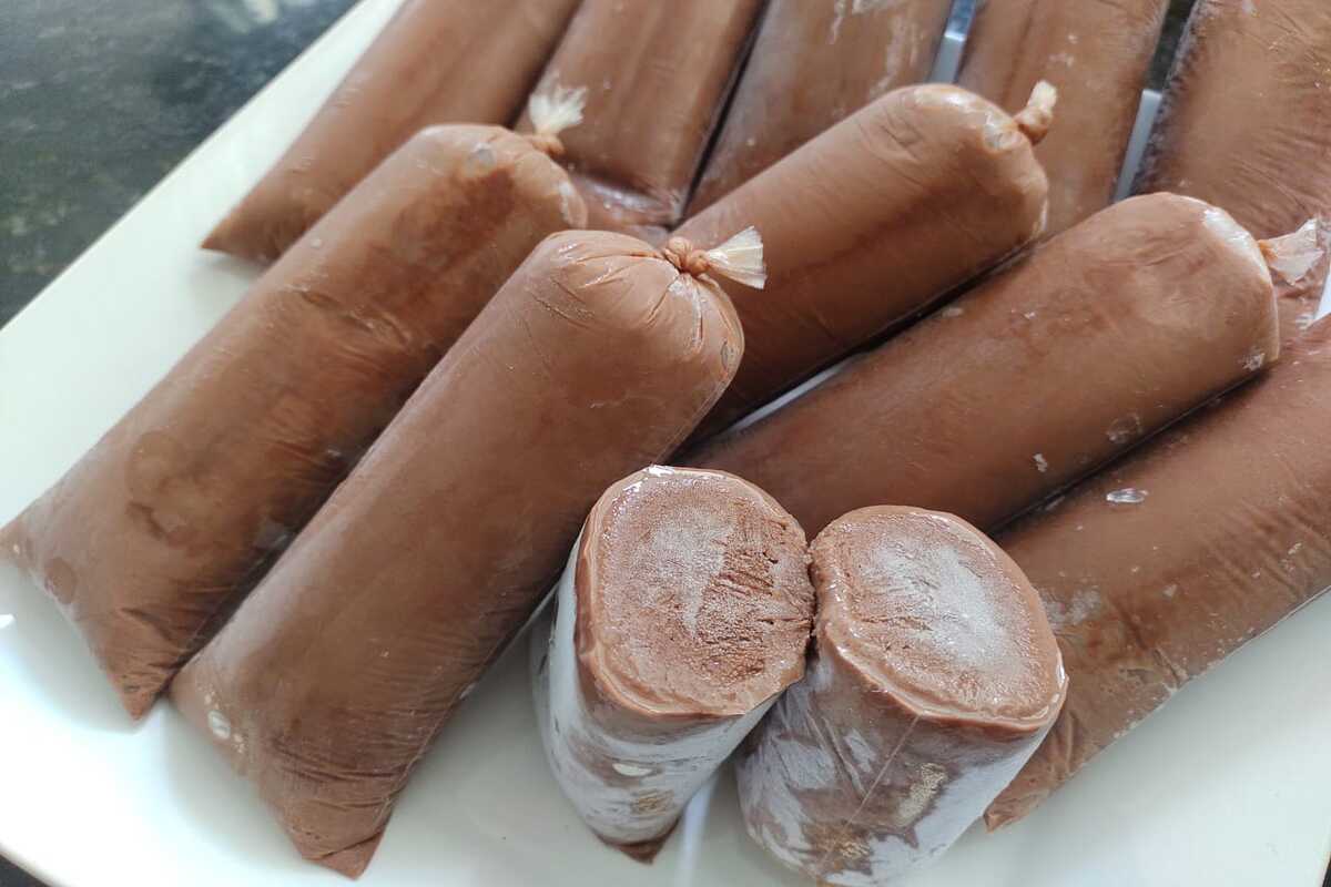 Sacolé Cremoso de Chocolate – Receitas Fáceis e Práticas